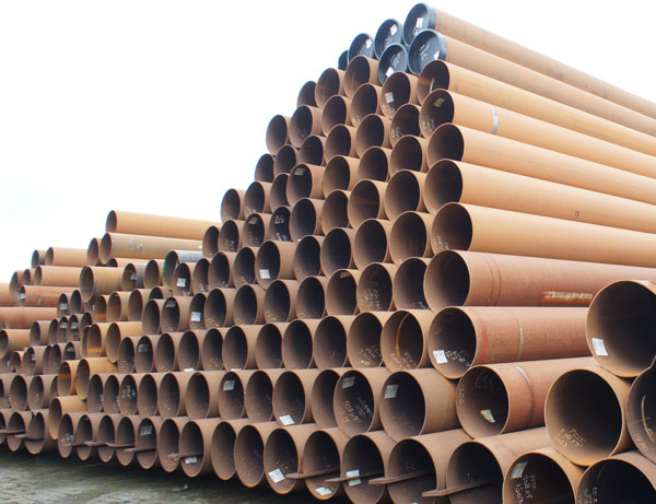 Longitudinally welded steel pipes | Solines B.V.