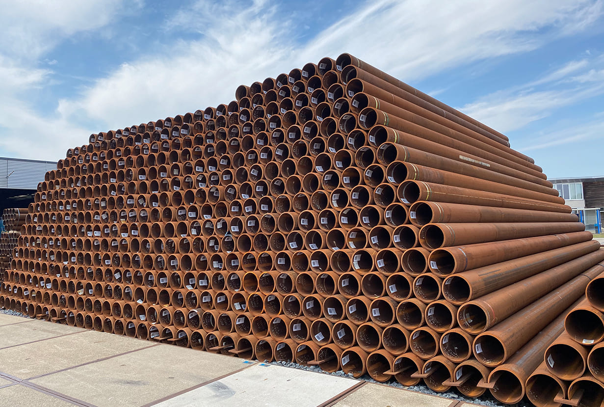 Longitudinally welded steel pipes Ø323.9 x 17.5 mm | Solines