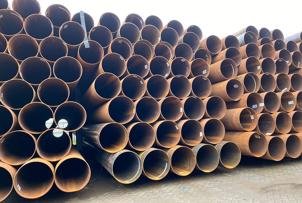 Large steel tubes Ø 610,0 x 10 mm in stock | Solines BV