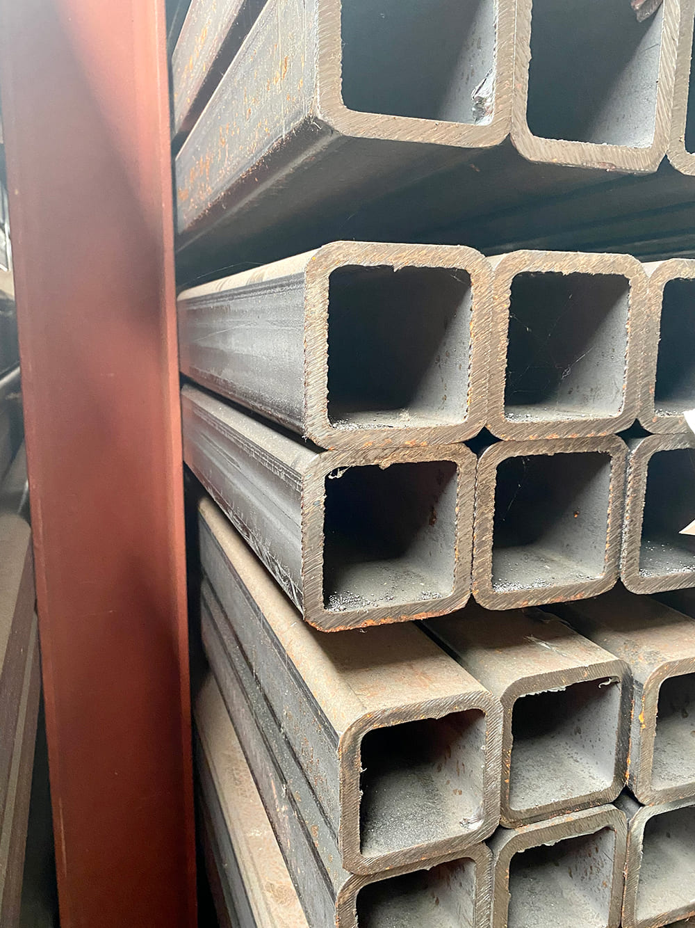 Square tubes 80 x 80 x 10 and 100 x 100 x 9 mm | Solines