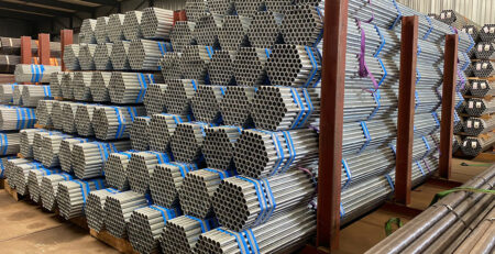 Solines | Steel tubing - Over 40,000 tons of tubes in stock