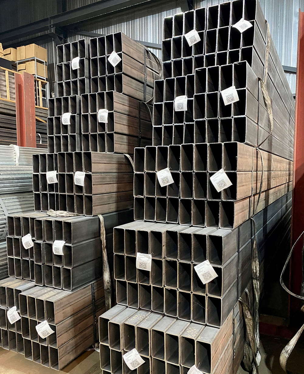 Steel tubes in 160.0 x 80.0 x 4.00 mm in stock | Solines