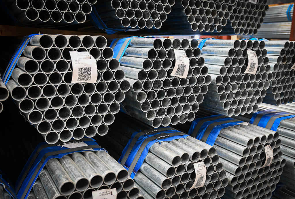 15 tons of galvanized pipes in Ø 42.4 x 2.00 mm | Solines BV