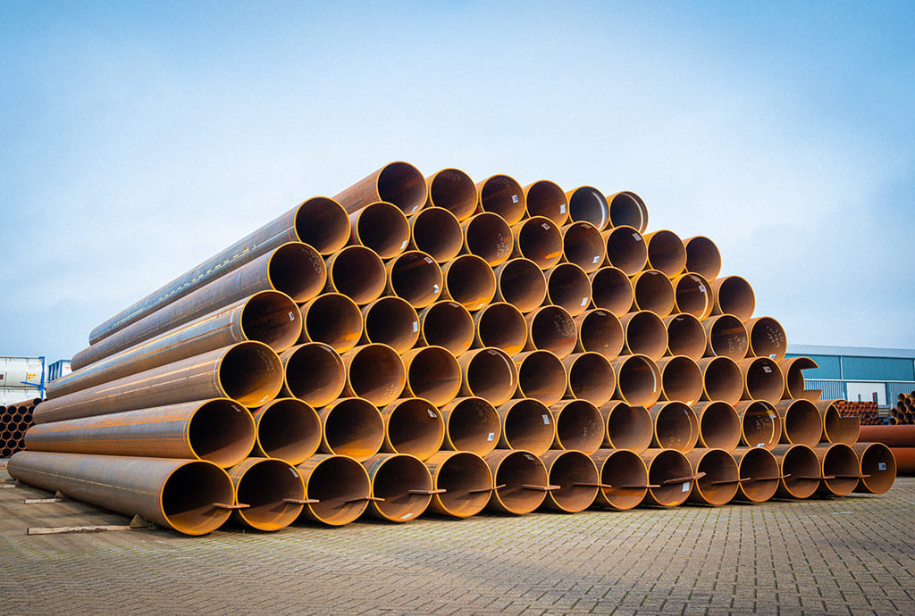 330 tons of steel tubes in Ø 610.0 x 14.20 mm | Solines BV
