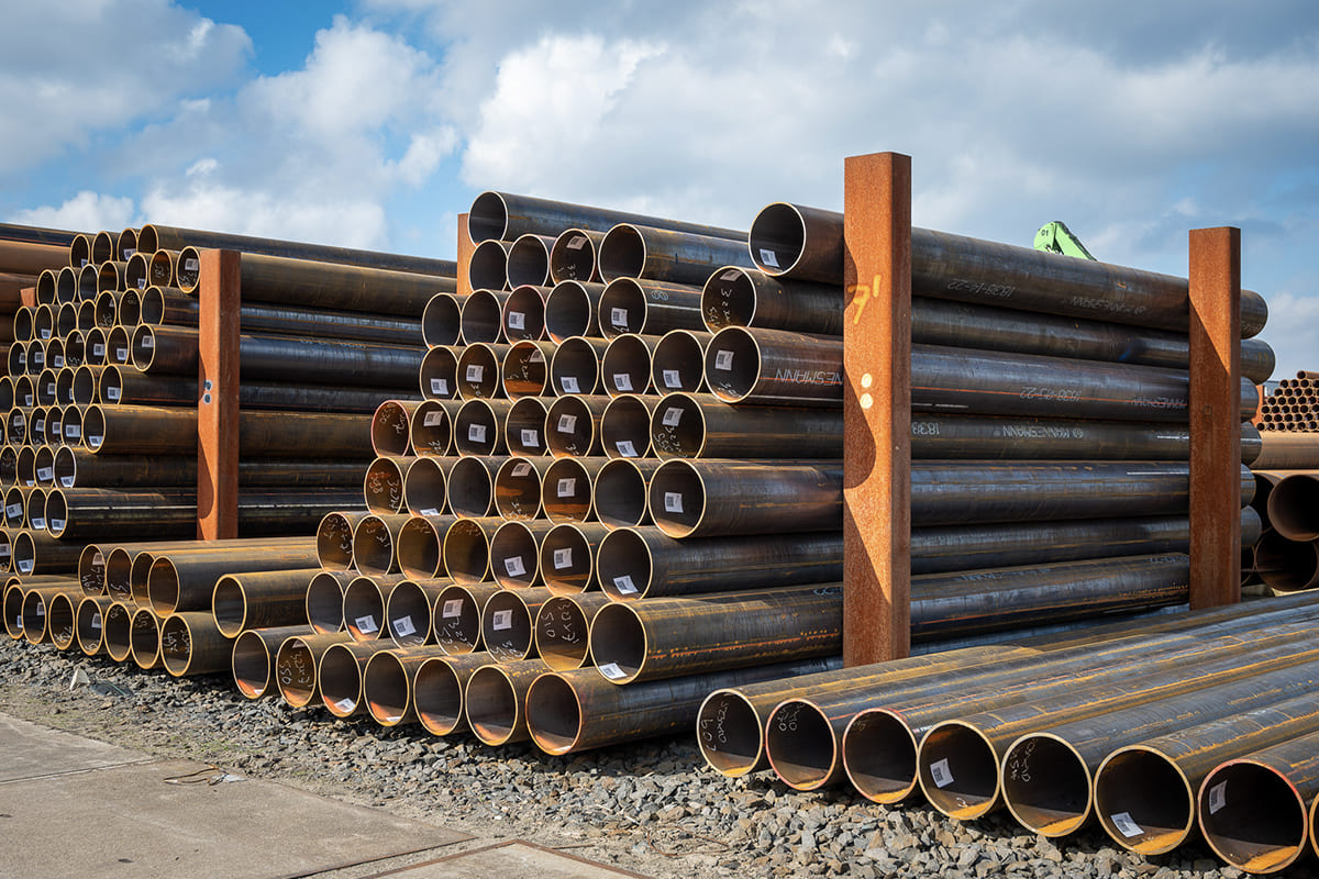 650 Meters of steel tubes Ø 323.9 x 7.10 mm | Solines BV