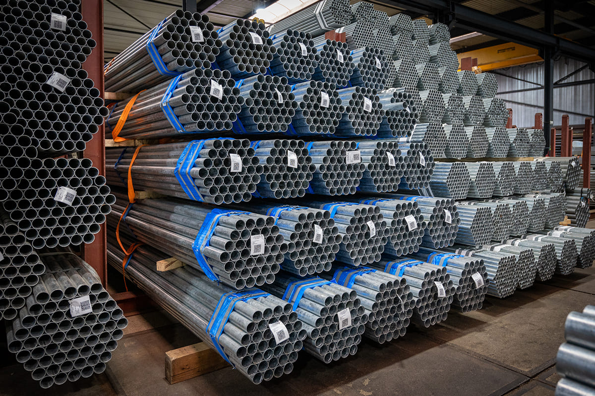 99 Tons of galvanized tubes in Ø 60.3 x 2.00 millimeters