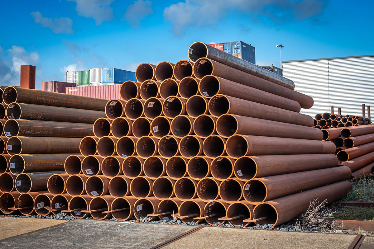 360 meters of steel tubes in Ø 343.0 x 12.50 millimeters