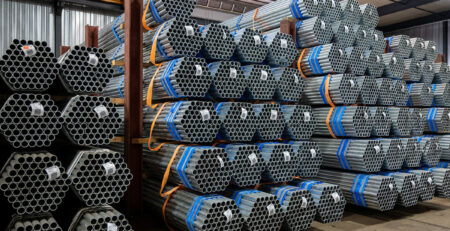 Solines | Steel tubing - Over 40,000 tons of tubes in stock