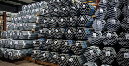 Solines | Steel tubing - Over 40,000 tons of tubes in stock