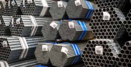 Solines | Steel tubing - Over 40,000 tons of tubes in stock