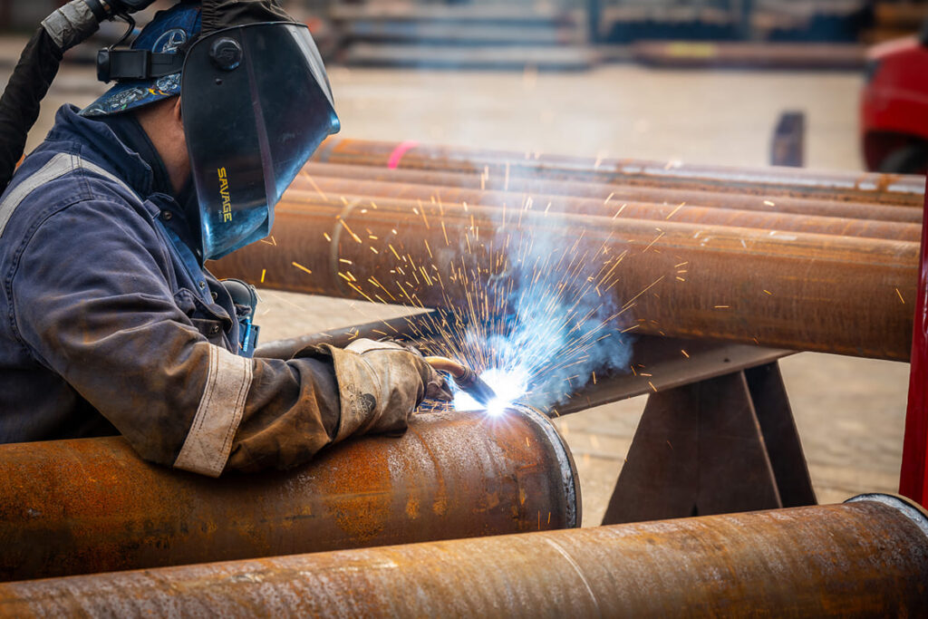 Professional Welding: Base Plates for Foundation Tubes